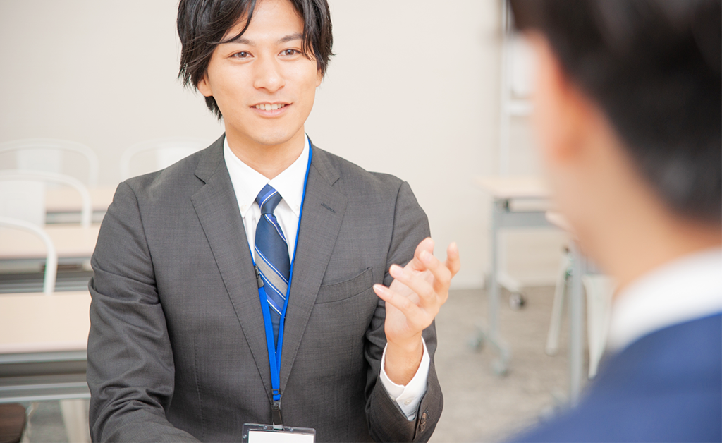 【徹底解説】ポジティブフィードバックとは？部下の成長を促す効果的なやり方、具体例も紹介 | AJS ソリューション・サービスサイト Solution Navigator