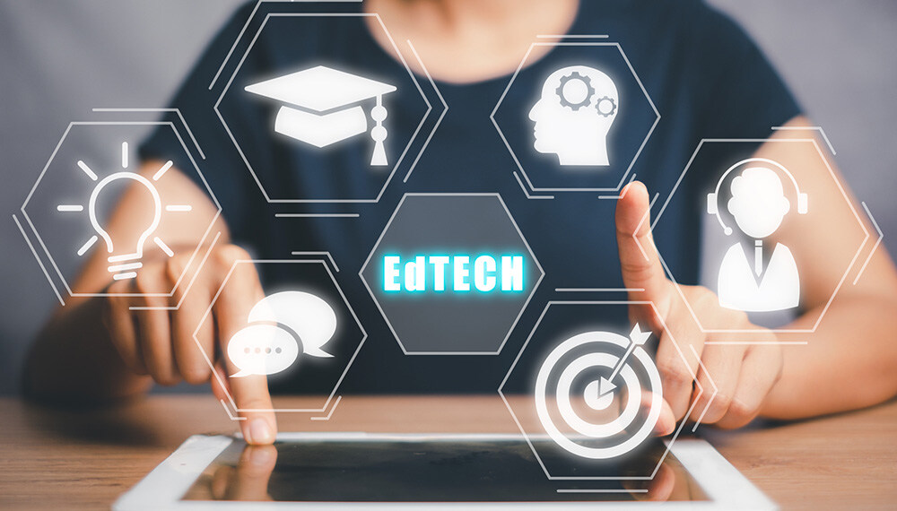 教育現場が大きく変わる！？「未来の教室」の姿とは？EdTechについて解説 | AJS ソリューション・サービスサイト Solution Navigator